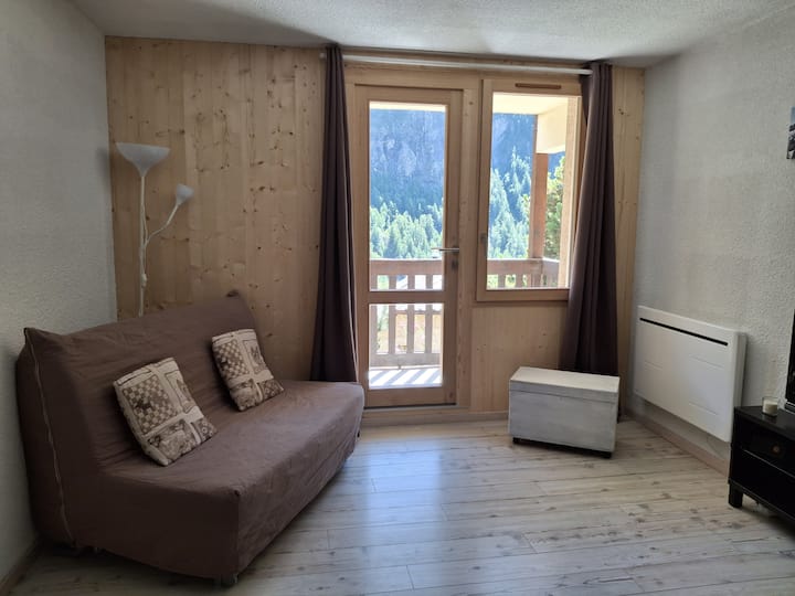 Charmant Studio Avec Balcon Face à La Meije - La Grave
