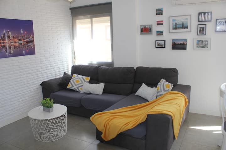 Amplio Y Moderno Apartamento Cerca De La Playa. - Canet de Berenguer
