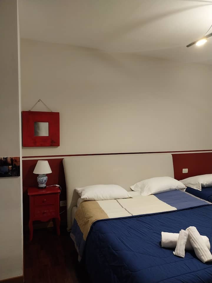 Camera Privata De Luxe Per 4 Persone - Orio al Serio