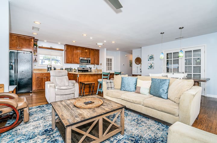 Bay Park 3 Bed ~ Perfect Location Near Beach - San Diego, CA