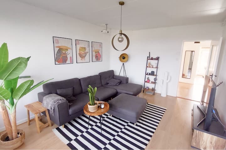 The 892 Flat: Bright Apartment With Workspace - Amsterdam