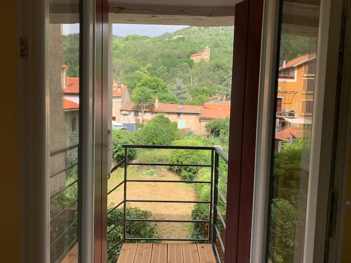 Charmante Maison Village De Montagne Avec Jardin - Vernet-les-Bains