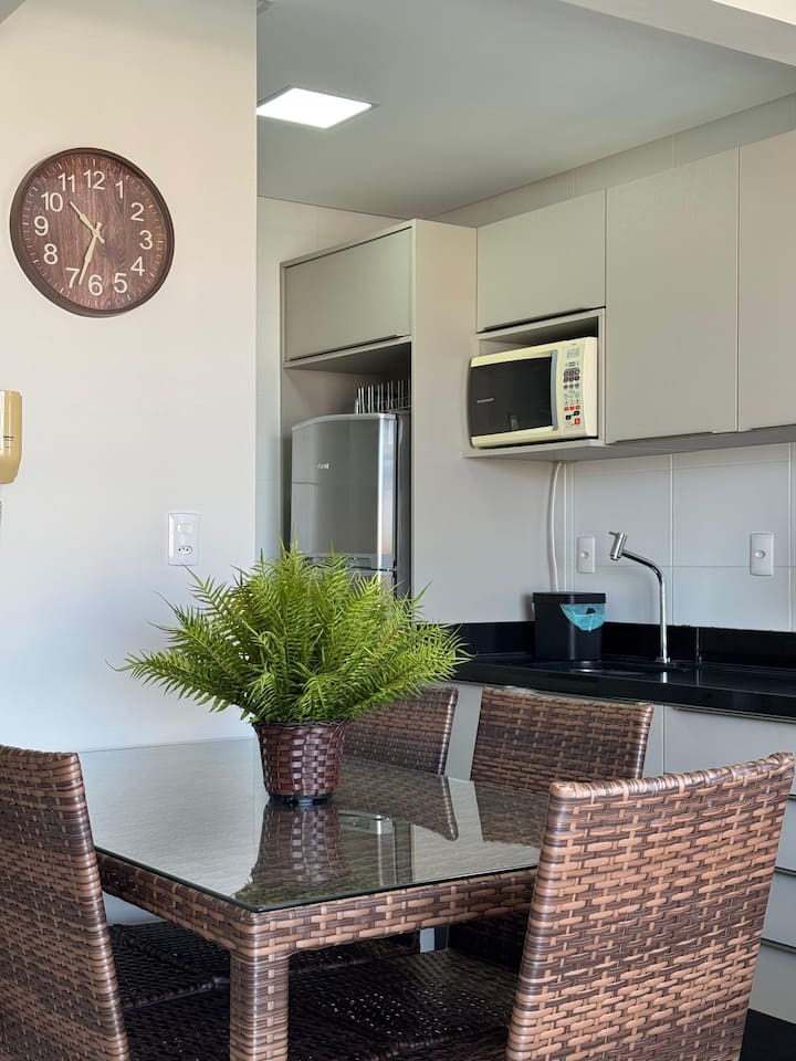 Apartamento Novo A 100 Metros Da Praia De Palmas - Governador Celso Ramos