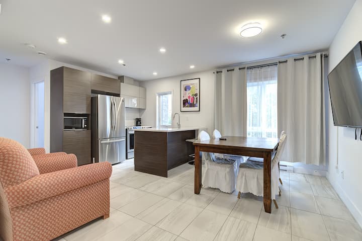 Le Bijou Airhome Two Bedroom Suite 216 - モントリオール