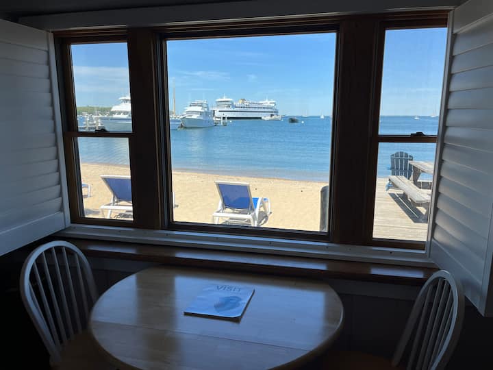 Vineyard Harbor - Unit 108 - Oak Bluffs, MA
