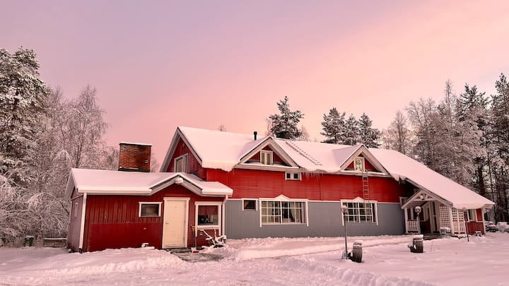 Lainionkartano - Lainiohomestead — Entire Upstairs - Lappföld