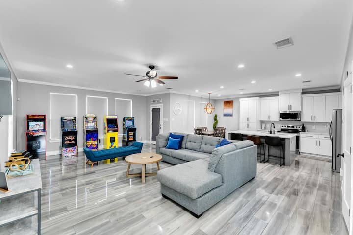 The Arcadia – Near Downtown Dallas - Dallas, TX