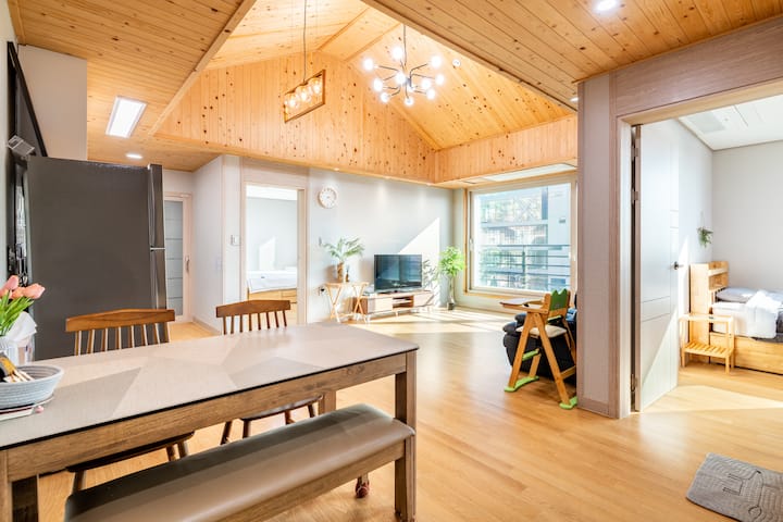 5 Minutes From Ulsan Airport In Songjeong Dong - South Korea