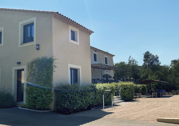 11 Chambres Au Cœur Du Vignoble De L'escarelle - Brignoles