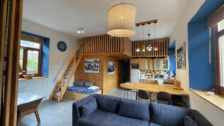 The Classroom, Gite Dans Ancienne éCole De Village - Arc 1800