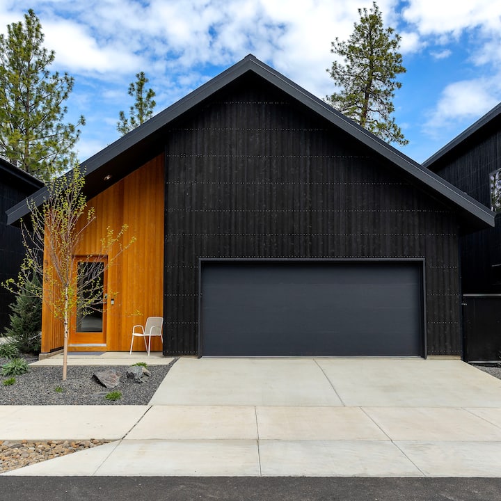 Modern Mountain Cottage - Sisters, OR