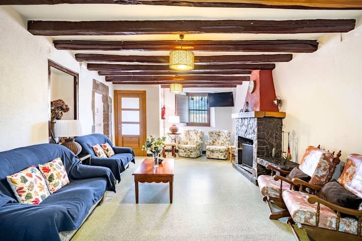 Maison Avec Piscine Idéale Pour Familles, Groupes - Matagalls