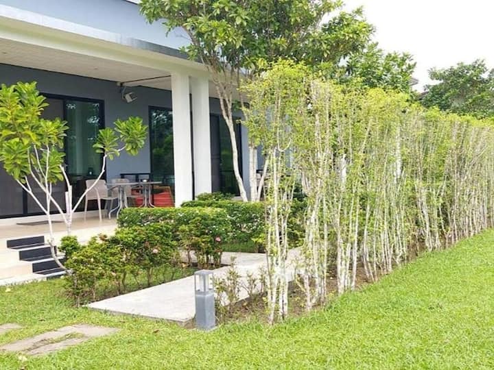 Deluxe Room @ Moonlight Cottage - Phuket