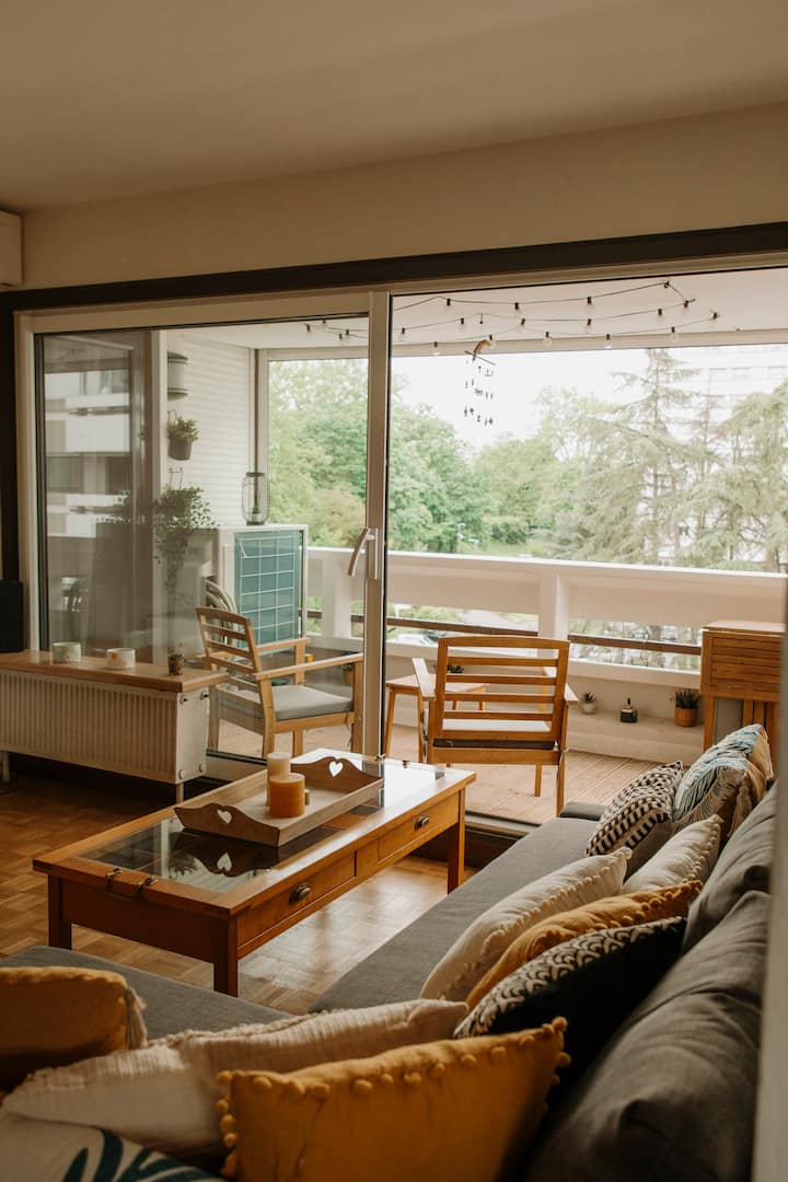 Spacieux T3 Climatisé Avec Balcon – Caluire - Champagne-au-Mont-d'Or