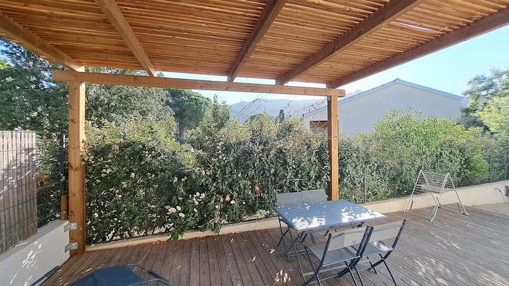 T2 Neuf, Grande Terrasse, Plage : 10 Mn à Pied - Calvi