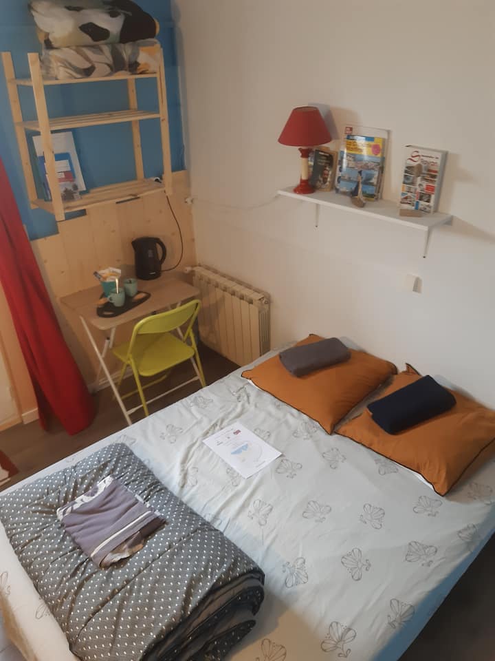 Chambre Bleu Chez L’habitant (Service Minimum) - Royan