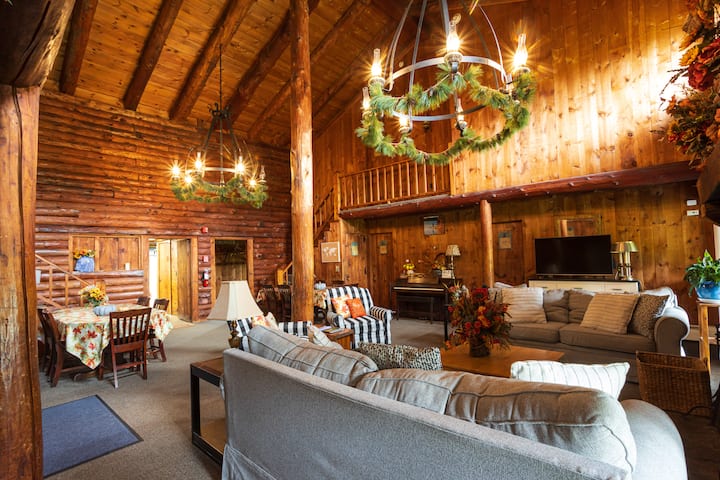 Beautiful Log Cabin Lodge - Booking For 2026! - New Hampshire (State)