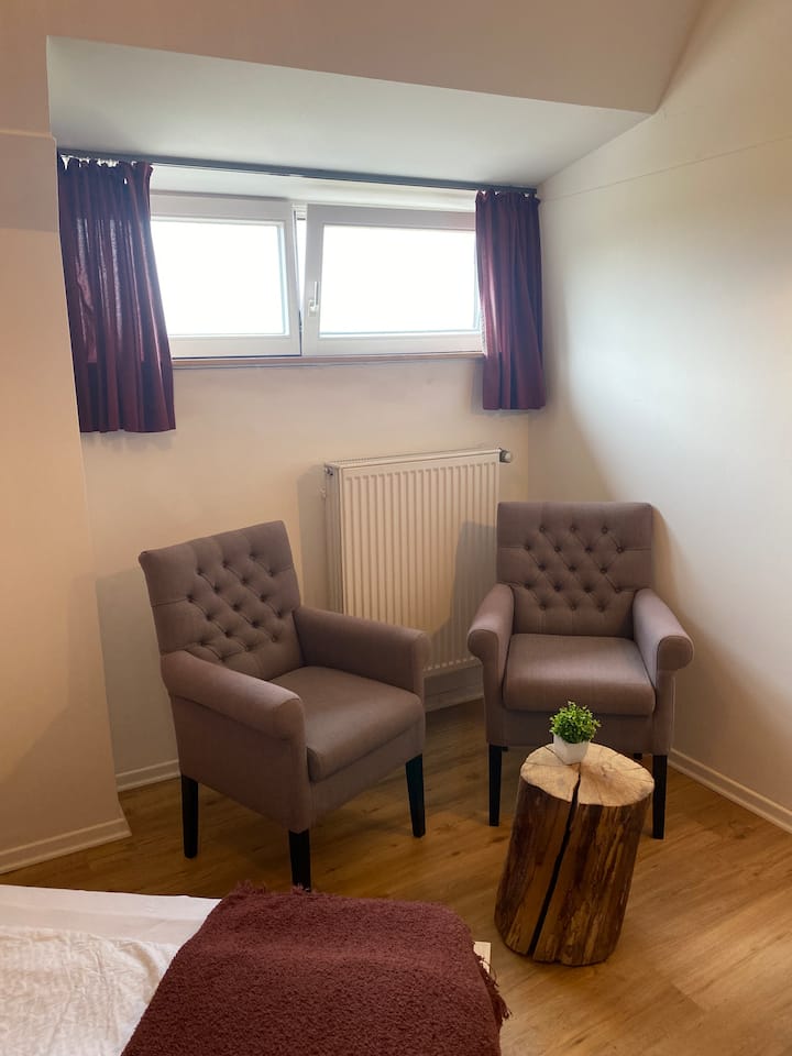 Ruhiges Zimmer In Essen-kupferdreh - Essen