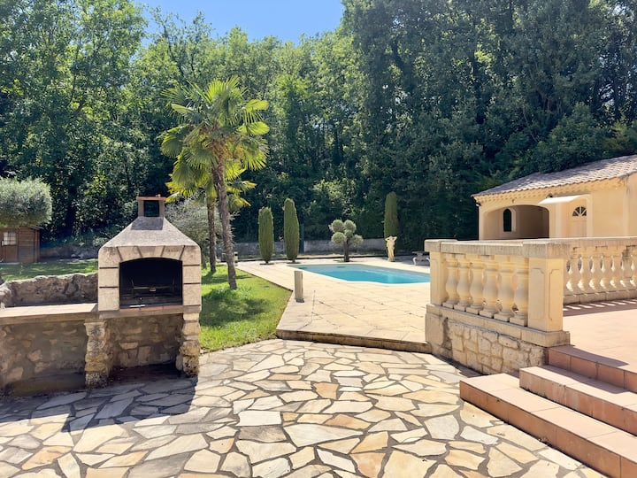 Villa Classée Sans Vis à Vis Avec Piscine Privée - Pertuis