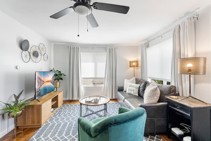 Cozy 2br Getaway | Sleeps 6 | Pets Allowed - Sheridan, WY