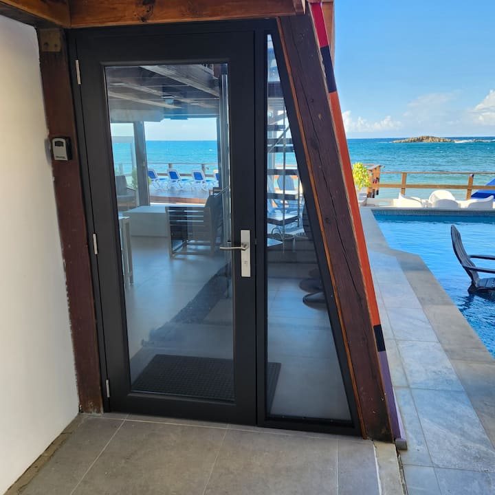 “Casa Roark” Is A One-of-a-kind Oceanfront Chalet. - Puerto Rico