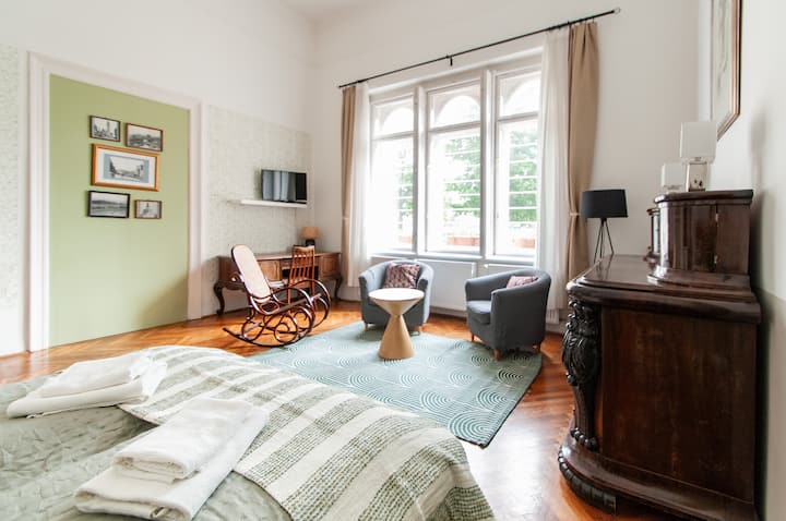 Budaflats Apartment For 8 - Budapest