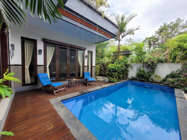 Ramantika Sunset Bay Villa 1 - Kuta Selatan