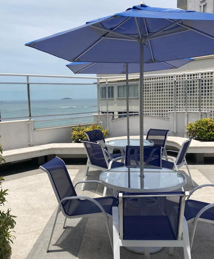 Lindo E Bem Decorado Na Praia De Copacabana - Rio de Janeiro