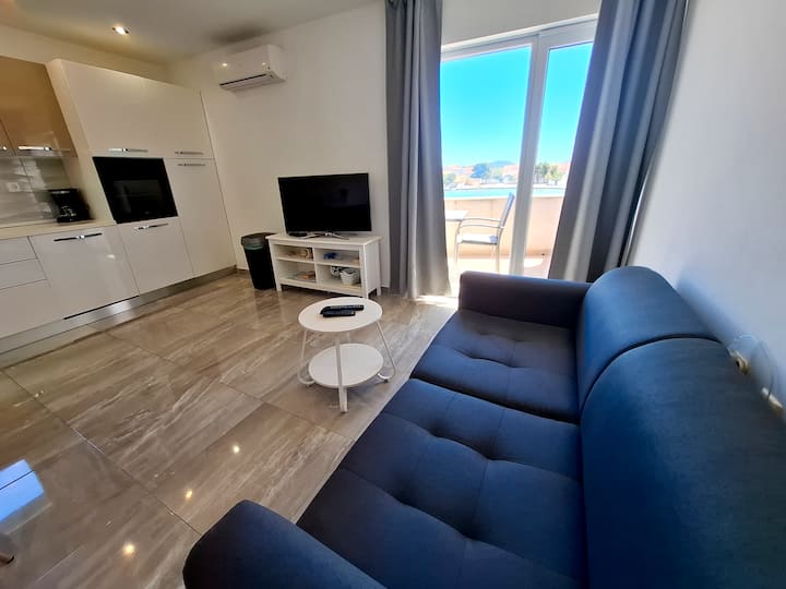 Apartment With Beautiful Sea View - Murter
