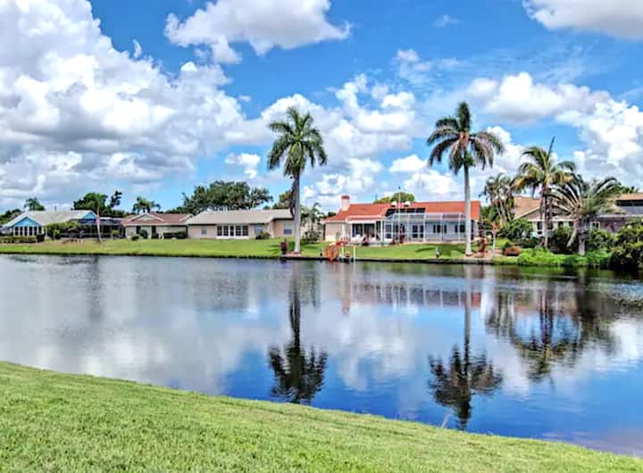 Beautiful Lake View Home - Close Beaches / Img - Bradenton, FL