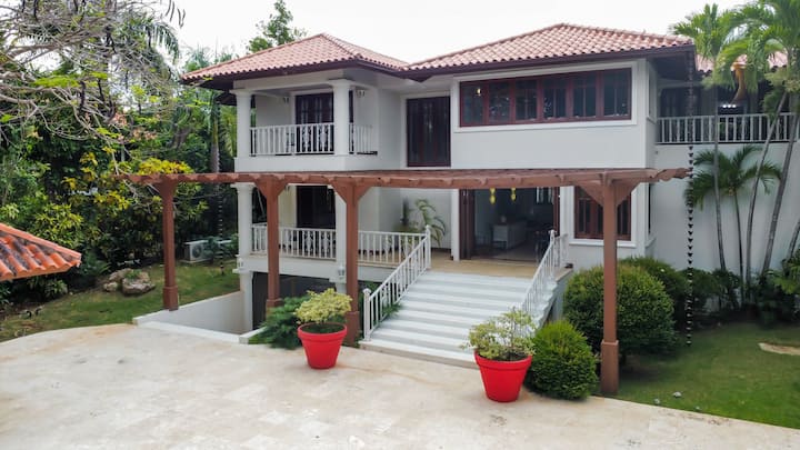 Villa In Exclusive Casa De Campo - La Romana