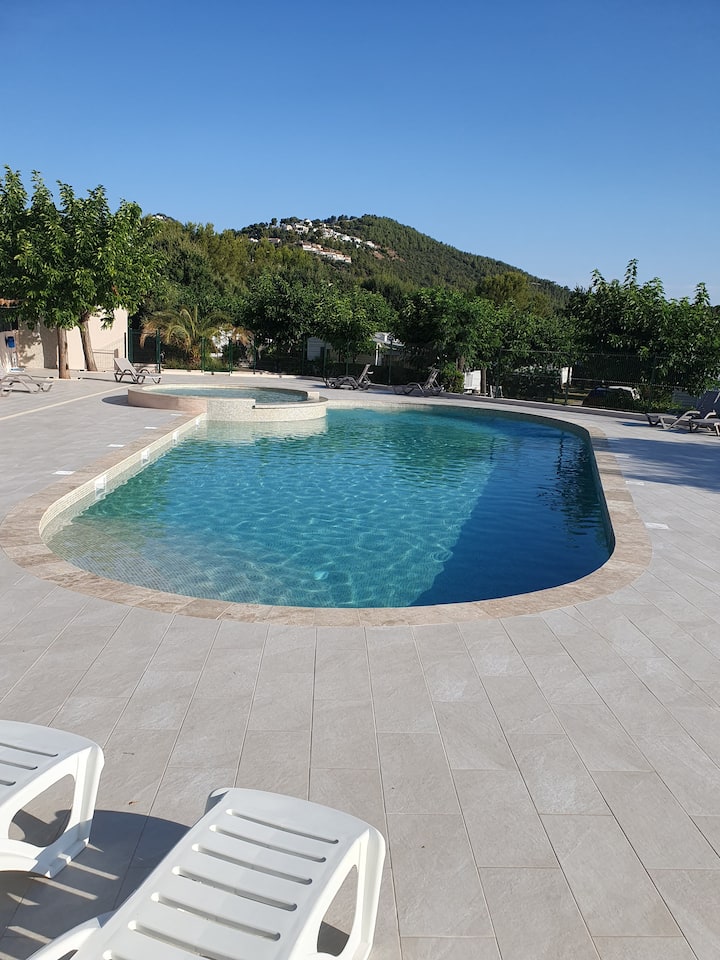 Bungalow Spacieux Tout Confort 4 Pers 500 M Plage - Presqu'île de Giens