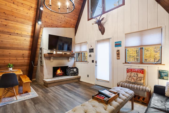Aspen Way Chalet! By Petoskey And Harbor Springs - Harbor Springs, MI