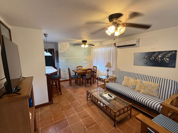 Pv 5a Peaceful - Pool View - In Town! Gold Std - Belize