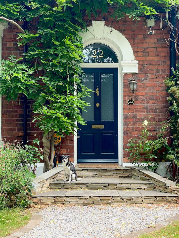 Elegant Victorian Riverside Retreat - Large Home! - Nottinghamshire