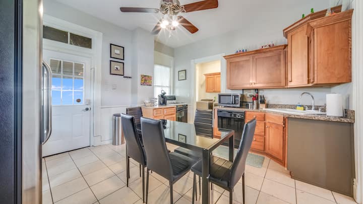 *The Oak Barrel*germantown Home*2 Bed*1 Bath* - Louisville, KY