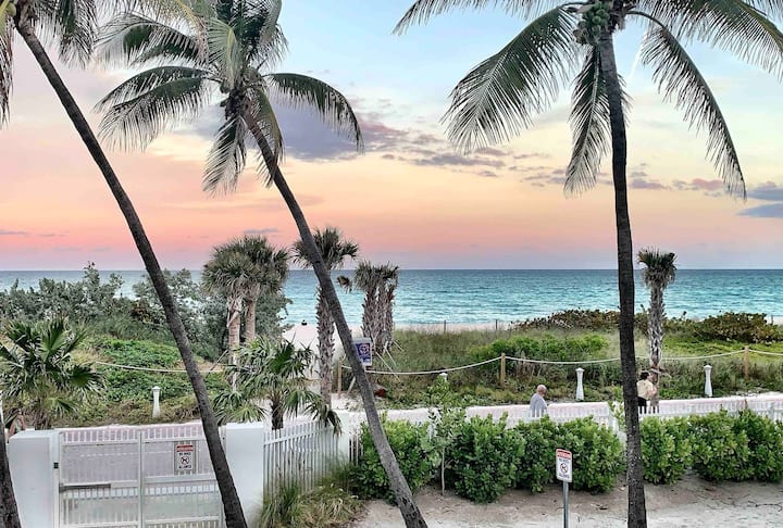 Free Parking*direct Ocean View & On The Beach! - Miami Beach, FL