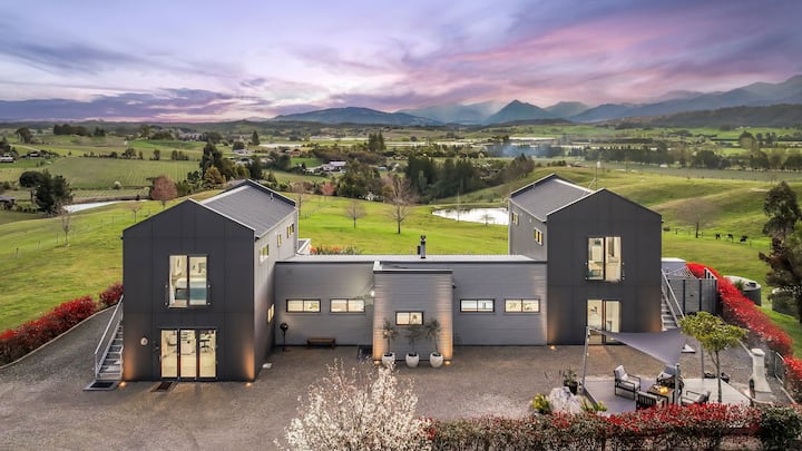 Tasman View Accommodation - Studio 2 - Motueka