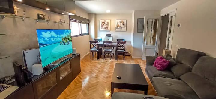 Private Room With Pool: 20’ To Gran Vía - Boadilla del Monte