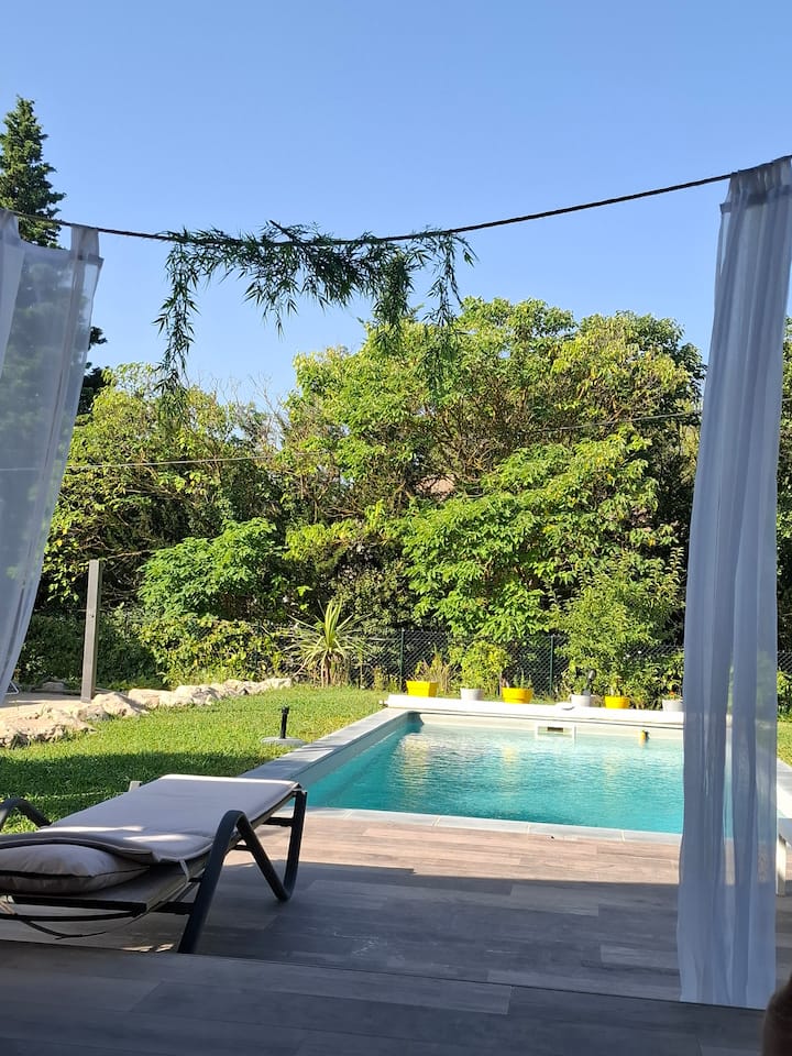 Maison Climatisée Avec Piscine Au Sel à L'isle - L'Isle-sur-la-Sorgue