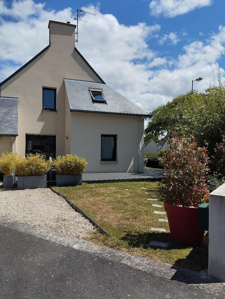 Agréable Maison Avec Jardin Et Terrasses à Dinan - Dinan
