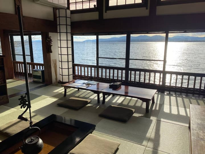 Lake Biwa Right In Front | Ideal For Large Groups - Shiga