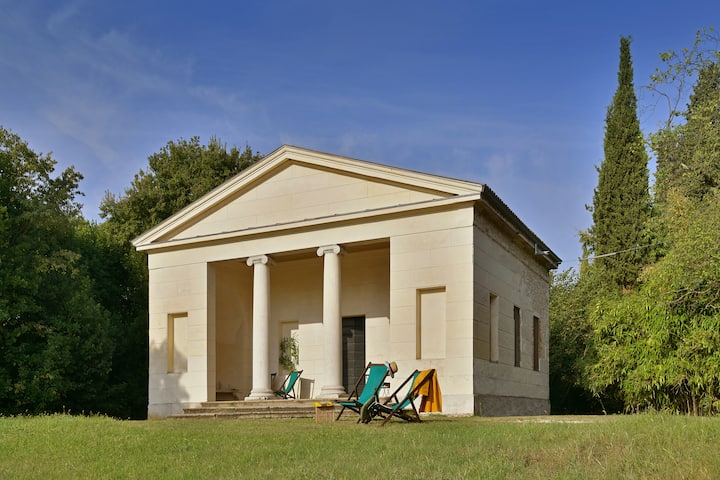 Romantic And Unusual Villa In The Park: Tempietto - Vénétie