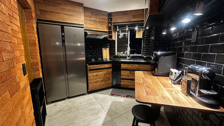 Apartamento Sofisticado Com Home Office - Curitiba