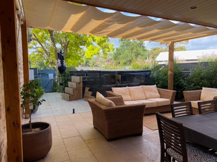 Port Willunga Escape - Adelaide