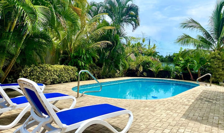 3bd House, Pool, 1.3 Miles To Beach - Deerfield Beach, FL