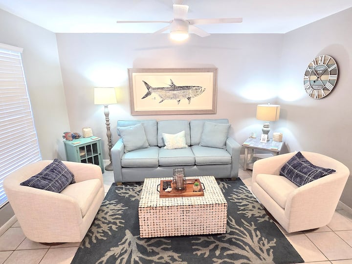Beachfront Condo - On The Beach! - Gulf Shores, AL