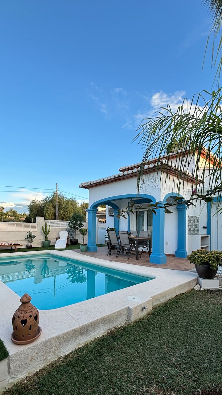 Chalet Independiente En Denia Con Piscina Privada - Costa Blanca