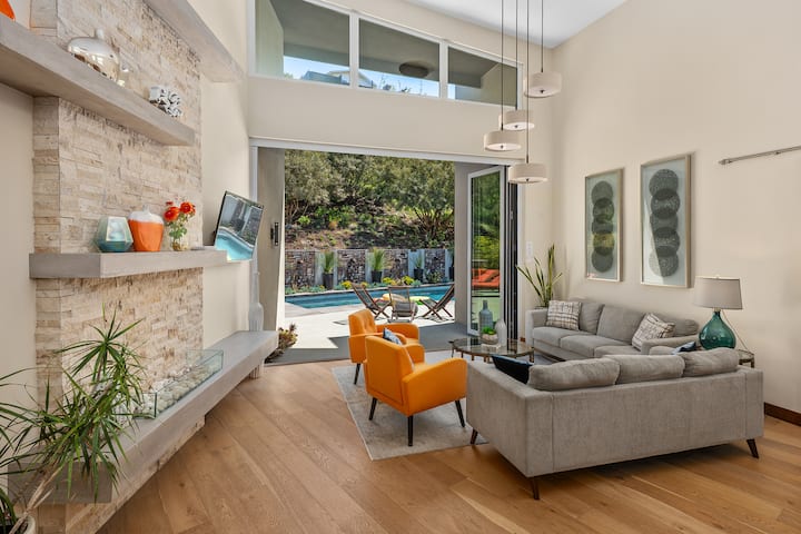 Luxe Point Loma Oasis W/ Pool, Spa & Fire Pit - 코로나도 섬