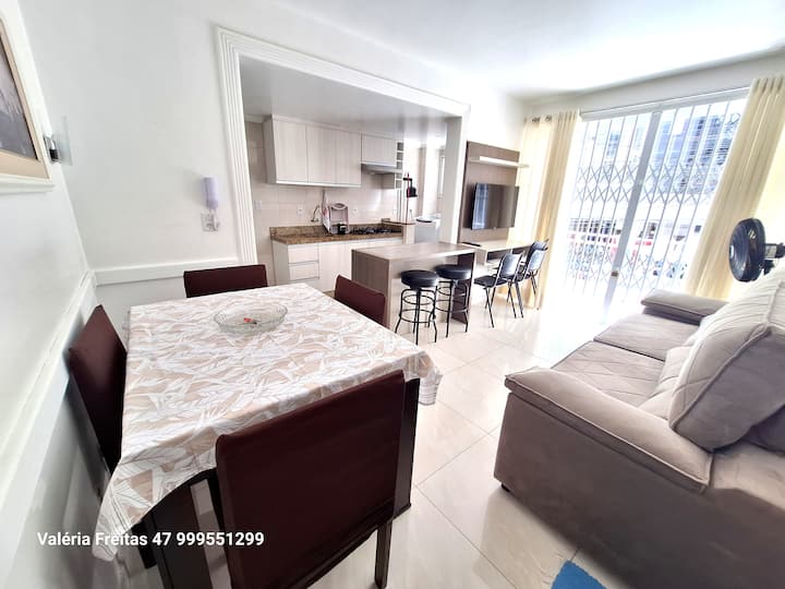 2 Quartos, 6 Pessoas, 80m Mar Wifi Ar Garagem  Emi - Balneário Camboriú